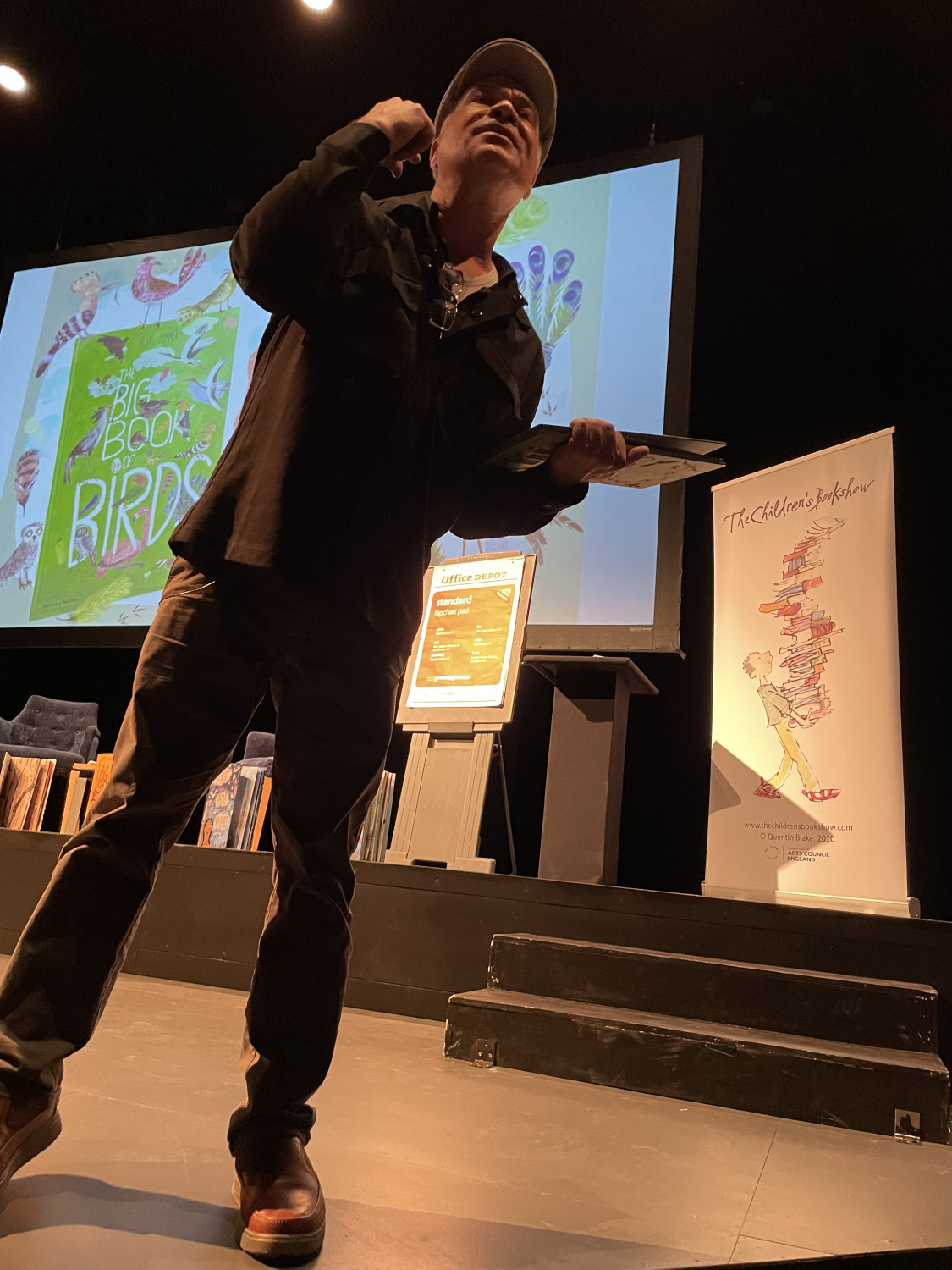 The Children's Bookshow | Yuval Zommer Performance